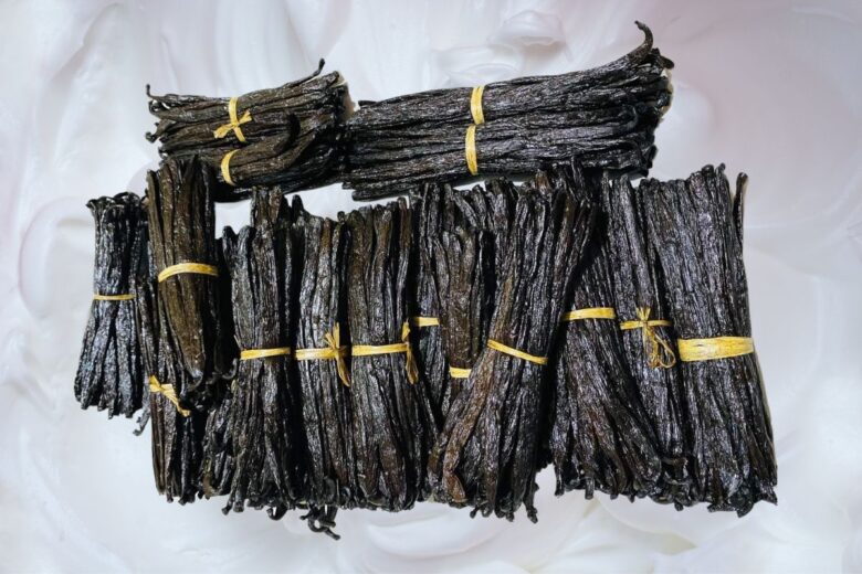 The Vanilla Journey: History, Varieties, and Culinary Magic - Red ...